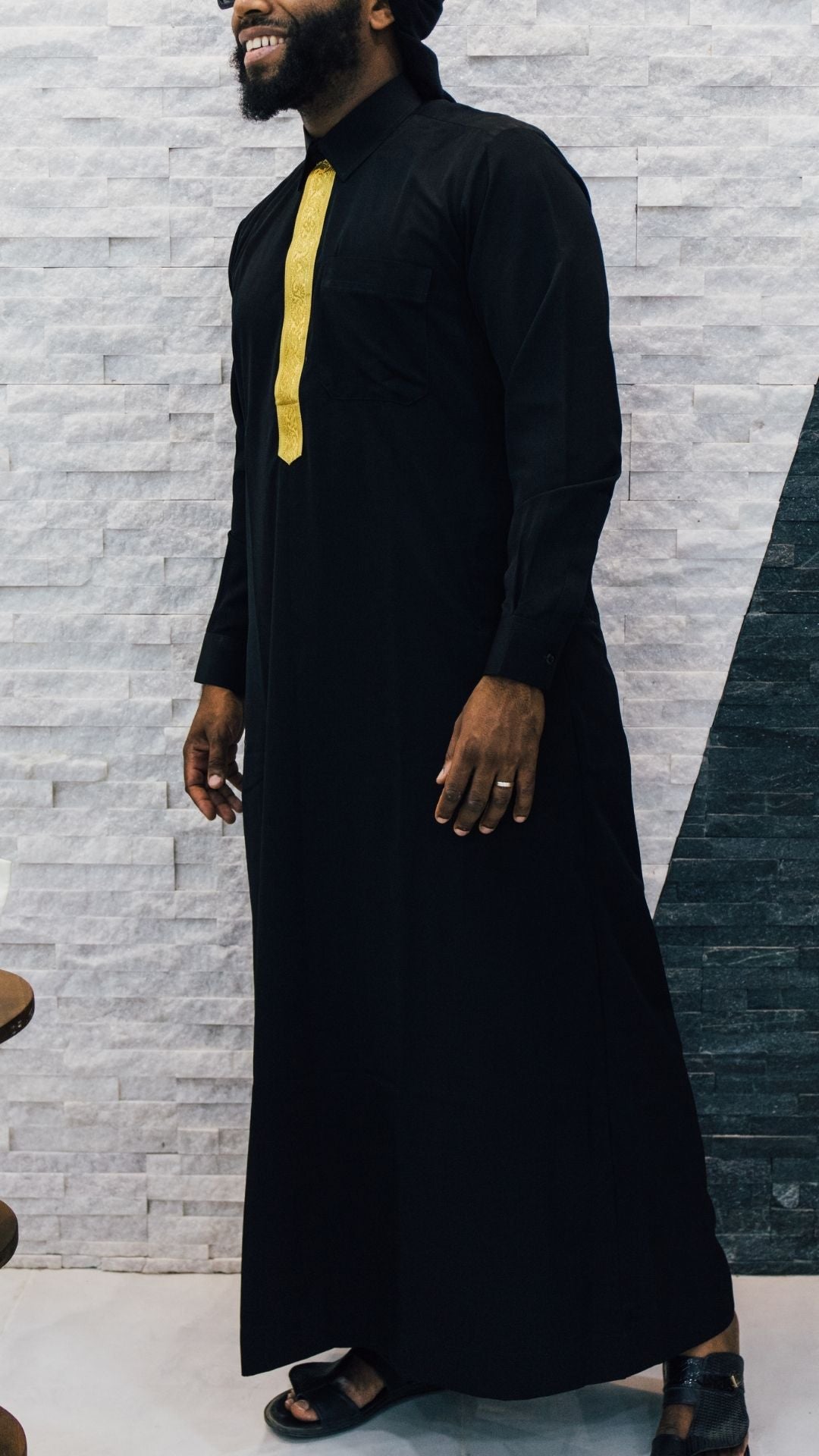 Qamis Qatari Mfaoumé